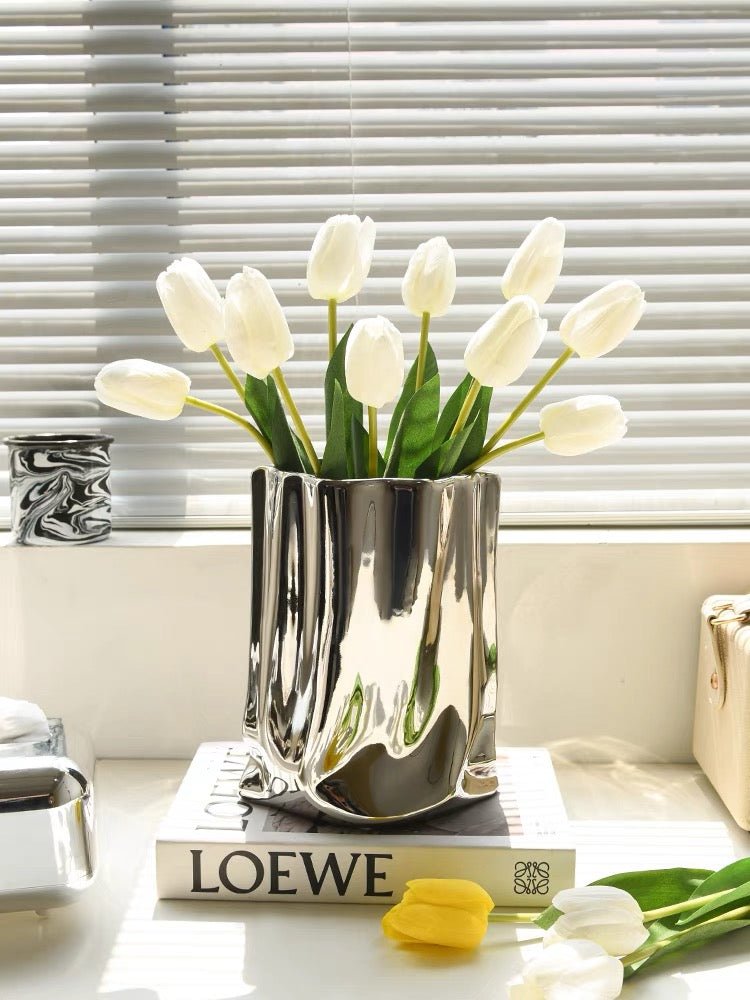 Izzy Paper Vase Silver - Rumi Living